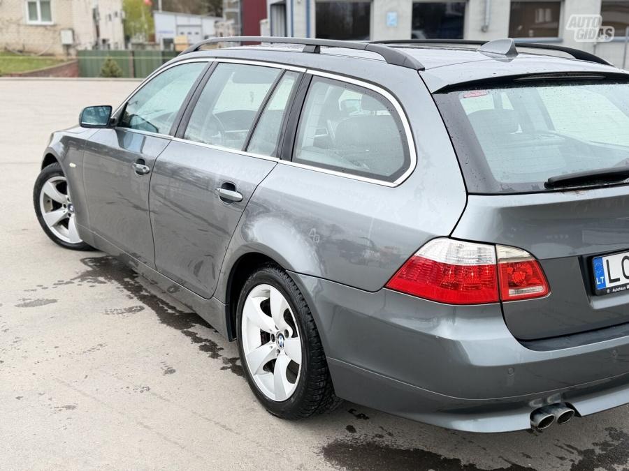 Blue BMW 525 2005 in Kaunas, with an engine capacity of 2.50 L and mileage of 349 thousand km for 2650 €, photo 5 on AUTOMOTO.COM.LV