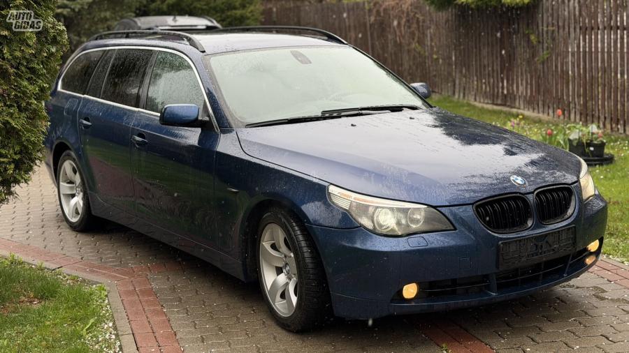 Blue BMW 525 2005 in Vilnius, with an engine capacity of 2.50 L and mileage of 342 thousand km for 2450 €, photo 3 on AUTOMOTO.COM.LV