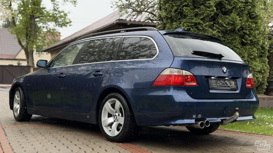 Blue BMW 525 2005 in Vilnius, with an engine capacity of 2.50 L and mileage of 342 thousand km for 2450 €, photo 5 on AUTOMOTO.COM.LV