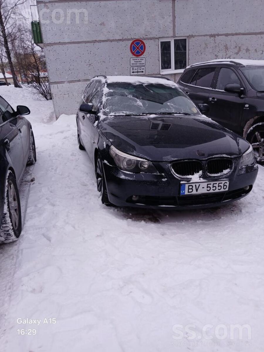 Zils BMW 525 2005 Rēzekne, ar dzinēja tilpumu 2.50 L un nobraukumu 303 tūkst. km par 1499 €, foto 4 vietnē AUTOMOTO.COM.LV