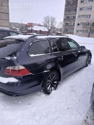 Zils BMW 525 2005 Rēzekne, ar dzinēja tilpumu 2.50 L un nobraukumu 303 tūkst. km par 1499 €, foto 6 vietnē AUTOMOTO.COM.LV