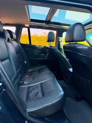 Blue BMW 525 2005 in Riga, with an engine capacity of 3.00 L and mileage of 425 thousand km for 3700 €, photo 9 on AUTOMOTO.COM.LV