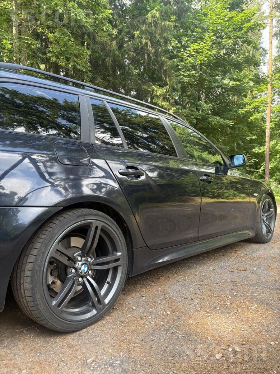 Blue BMW 525 2005 in Daugavpils, with an engine capacity of 2.50 L and mileage of 376 thousand km for 5500 €, photo 6 on AUTOMOTO.COM.LV