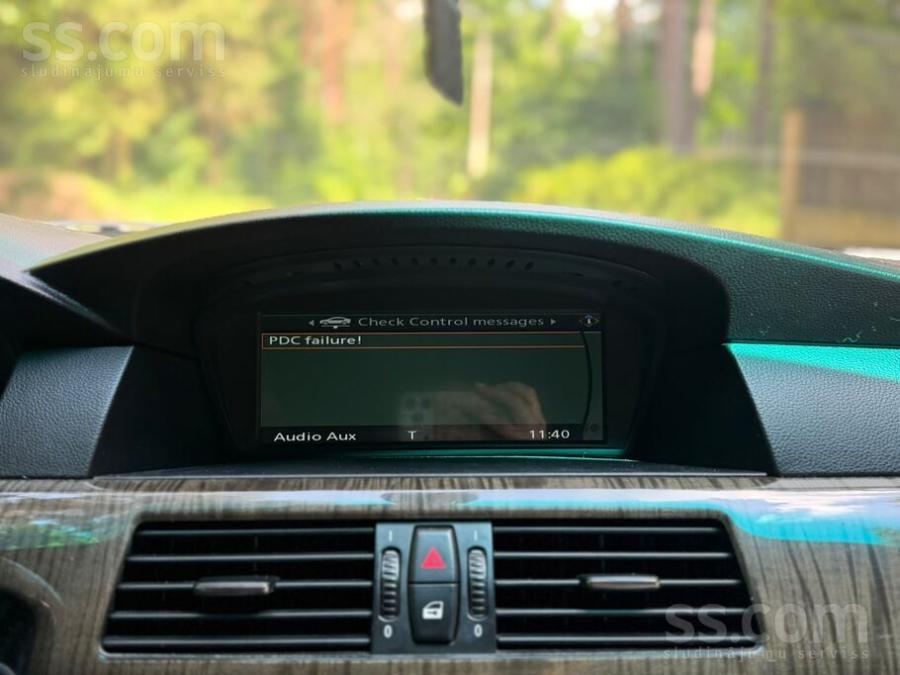 Blue BMW 525 2005 in Daugavpils, with an engine capacity of 2.50 L and mileage of 376 thousand km for 5500 €, photo 9 on AUTOMOTO.COM.LV