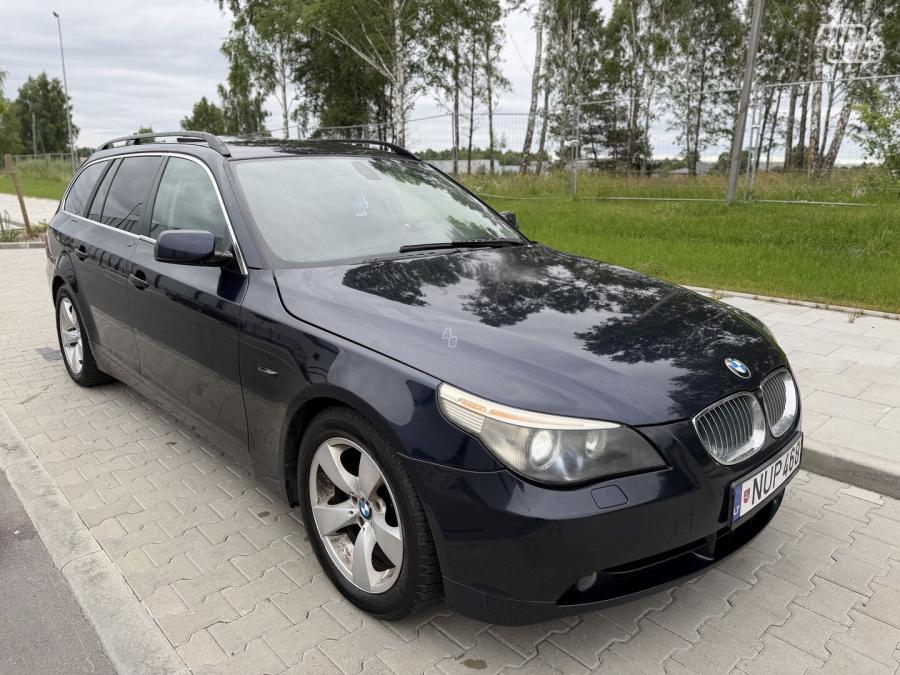 Blue BMW 525 2005 in Vilnius, with an engine capacity of 2.50 L and mileage of 450 thousand km for 1950 €, photo 12 on AUTOMOTO.COM.LV