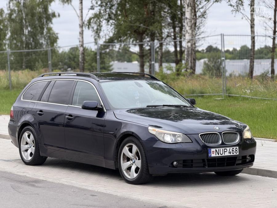 Blue BMW 525 2005 in Vilnius, with an engine capacity of 2.50 L and mileage of 450 thousand km for 1950 €, photo 13 on AUTOMOTO.COM.LV