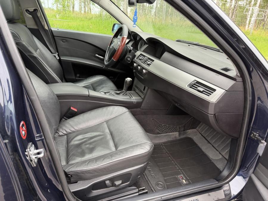 Blue BMW 525 2005 in Vilnius, with an engine capacity of 2.50 L and mileage of 450 thousand km for 1950 €, photo 25 on AUTOMOTO.COM.LV