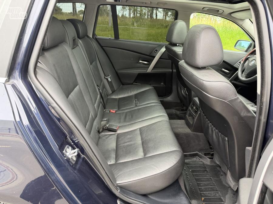 Blue BMW 525 2005 in Vilnius, with an engine capacity of 2.50 L and mileage of 450 thousand km for 1950 €, photo 29 on AUTOMOTO.COM.LV