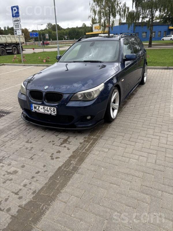 Zils BMW 525 2005 Saldus, ar dzinēja tilpumu 2.50 L un nobraukumu 352 tūkst. km par 4500 €, foto 4 vietnē AUTOMOTO.COM.LV