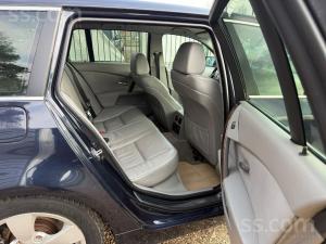 Zils BMW 525 2006 Rīga, ar dzinēja tilpumu 2.50 L un nobraukumu 312 tūkst. km par 3500 €, foto 11 vietnē AUTOMOTO.COM.LV