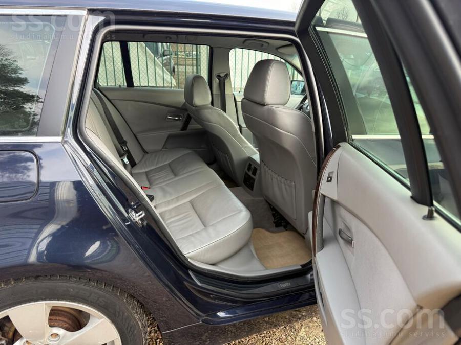 Zils BMW 525 2006 Rīga, ar dzinēja tilpumu 2.50 L un nobraukumu 312 tūkst. km par 3500 €, foto 11 vietnē AUTOMOTO.COM.LV