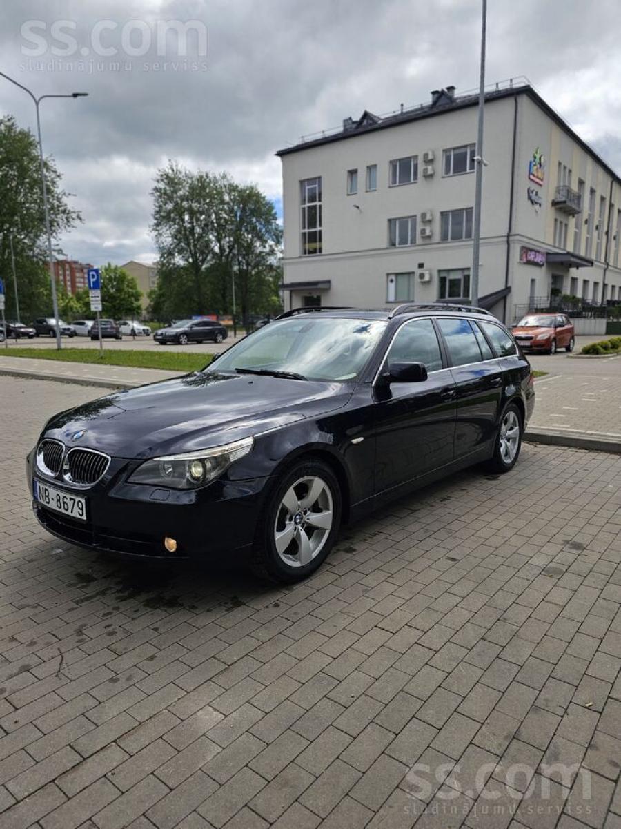 Zils BMW 525 2006 Rēzekne, ar dzinēja tilpumu 2.50 L un nobraukumu 411 tūkst. km par 3100 €, foto 1 vietnē AUTOMOTO.COM.LV