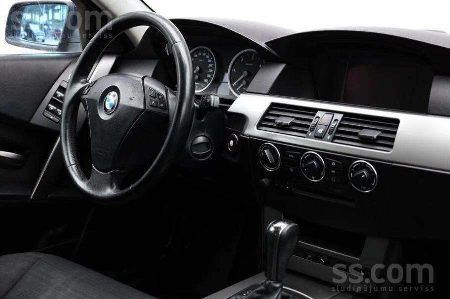 Blue BMW 525 2006 in Riga, with an engine capacity of 2.50 L and mileage of 0 thousand km for 2995 €, photo 10 on AUTOMOTO.COM.LV