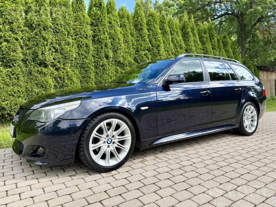 Blue BMW 525 2006 in Riga, with an engine capacity of 2.50 L and mileage of 318 thousand km for 3790 €, photo 5 on AUTOMOTO.COM.LV