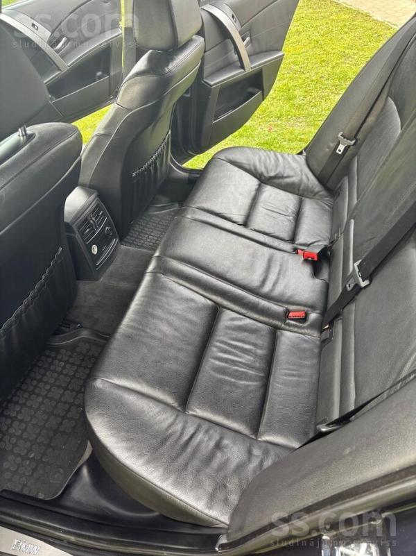 Zils BMW 525 2006 Rīga, ar dzinēja tilpumu 2.50 L un nobraukumu 360 tūkst. km par 3750 €, foto 6 vietnē AUTOMOTO.COM.LV