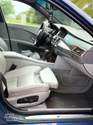 Zils BMW 525 2006 Kauņa, ar dzinēja tilpumu 2.50 L un nobraukumu 400 tūkst. km par 4400 €, foto 22 vietnē AUTOMOTO.COM.LV