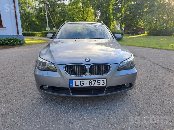 Синий БМВ 525 2006 в Екабпилс, объемом двигателя 2.50 л и пробегом 327 тыс. км за 3499 €, фото 2 на AUTOMOTO.COM.LV