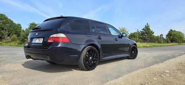 Zils BMW 525 2006 Hāpsalu, ar dzinēja tilpumu 2.50 L un nobraukumu 307 tūkst. km par 7299 €, foto 4 vietnē AUTOMOTO.COM.LV