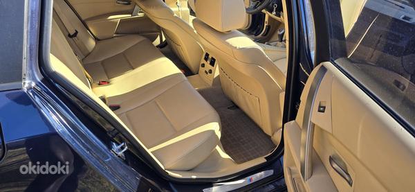 Zils BMW 525 2006 Hāpsalu, ar dzinēja tilpumu 2.50 L un nobraukumu 307 tūkst. km par 7299 €, foto 5 vietnē AUTOMOTO.COM.LV