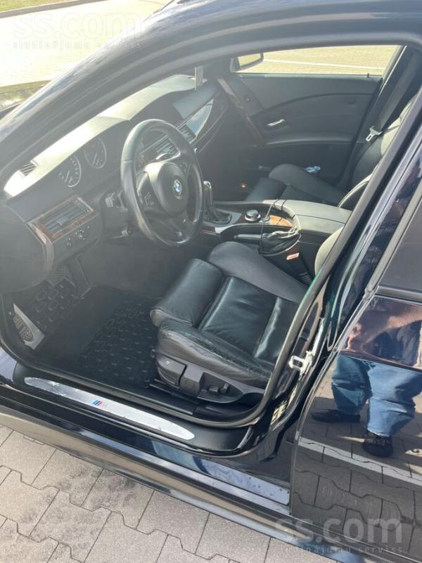 Zils BMW 525 2006 Rīga, ar dzinēja tilpumu 2.50 L un nobraukumu 358 tūkst. km par 4800 €, foto 7 vietnē AUTOMOTO.COM.LV