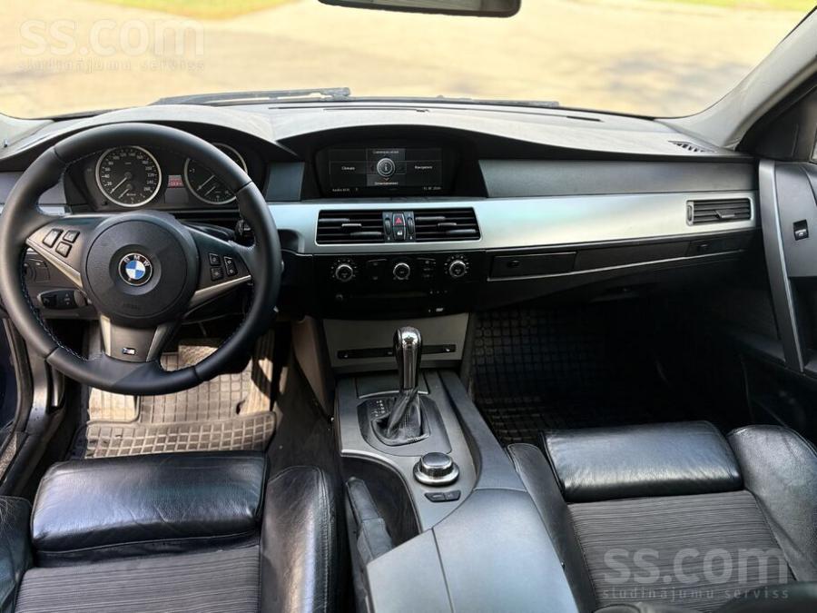 Blue BMW 525 2006 in Riga, with an engine capacity of 2.50 L and mileage of 314 thousand km for 5200 €, photo 6 on AUTOMOTO.COM.LV