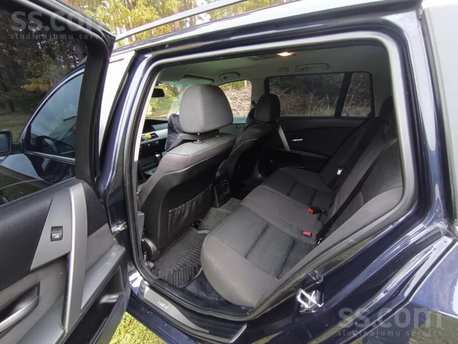 Zils BMW 525 2006 Jēkabpils, ar dzinēja tilpumu 2.50 L un nobraukumu 345 tūkst. km par 3800 €, foto 12 vietnē AUTOMOTO.COM.LV