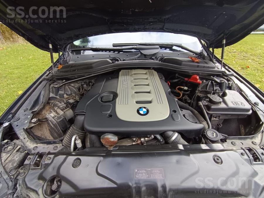 Zils BMW 525 2006 Jēkabpils, ar dzinēja tilpumu 2.50 L un nobraukumu 345 tūkst. km par 3800 €, foto 16 vietnē AUTOMOTO.COM.LV