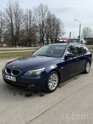 Blue BMW 525 2007 in Cesis, with an engine capacity of 3.00 L and mileage of 327 thousand km for 5150 €, photo 1 on AUTOMOTO.COM.LV