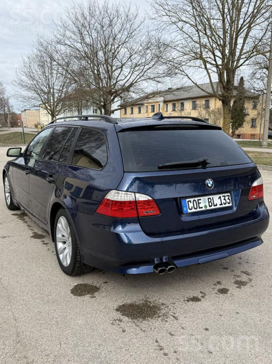 Blue BMW 525 2007 in Cesis, with an engine capacity of 3.00 L and mileage of 327 thousand km for 5150 €, photo 17 on AUTOMOTO.COM.LV