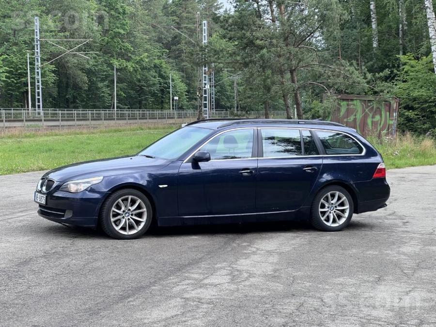 Zils BMW 525 2007 Rīga, ar dzinēja tilpumu 3.00 L un nobraukumu 301 tūkst. km par 3290 €, foto 7 vietnē AUTOMOTO.COM.LV