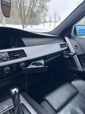 Zils BMW 525 2007 Panevēža, ar dzinēja tilpumu 2.50 L un nobraukumu 421 tūkst. km par 3800 €, foto 8 vietnē AUTOMOTO.COM.LV