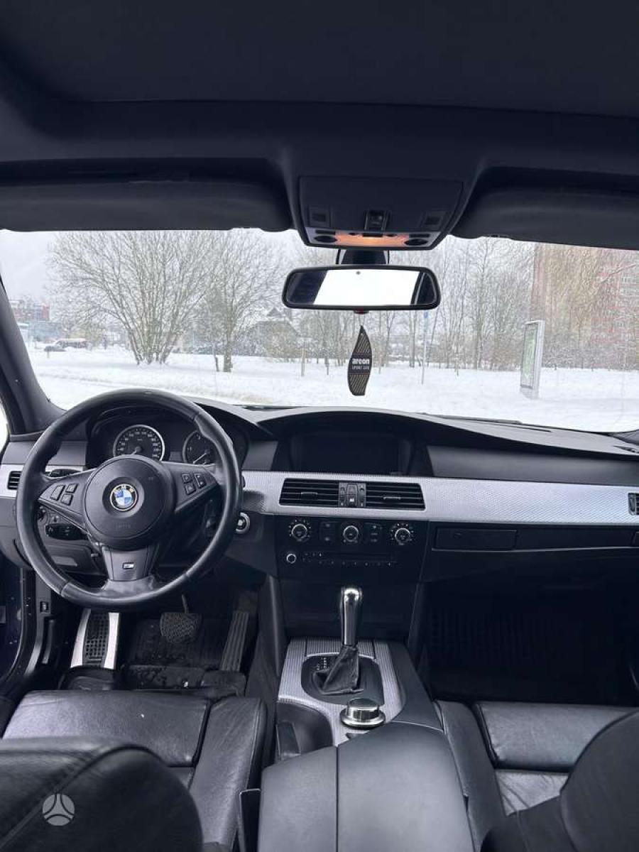 Zils BMW 525 2007 Panevēža, ar dzinēja tilpumu 2.50 L un nobraukumu 421 tūkst. km par 3800 €, foto 11 vietnē AUTOMOTO.COM.LV