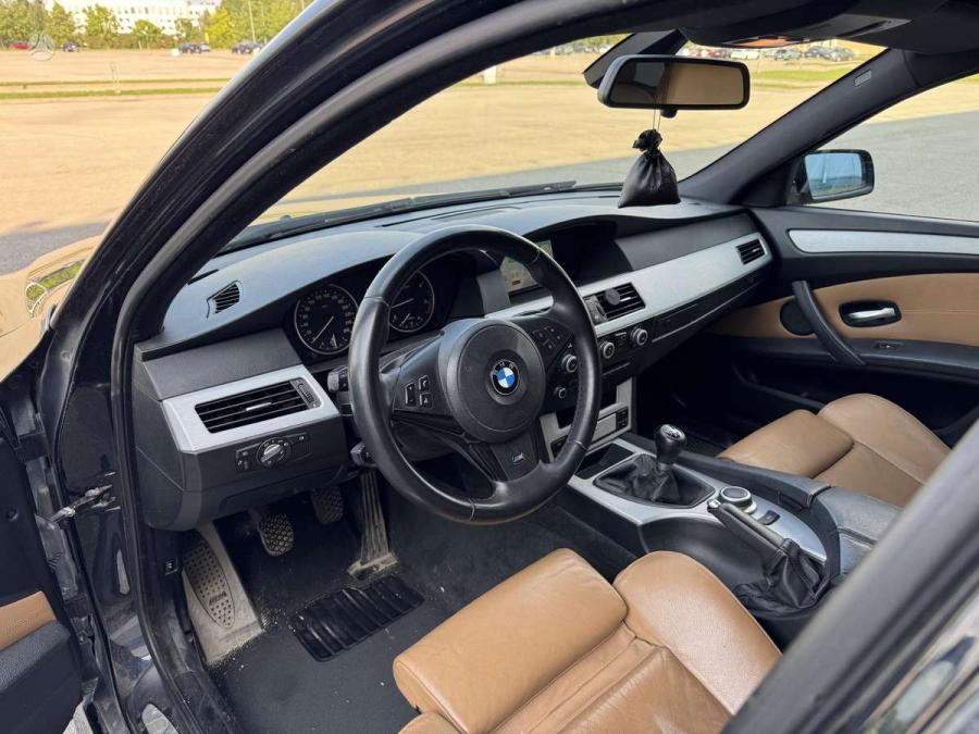 Zils BMW 525 2007 Kauņa, ar dzinēja tilpumu 3.00 L un nobraukumu 361 tūkst. km par 4860 €, foto 9 vietnē AUTOMOTO.COM.LV