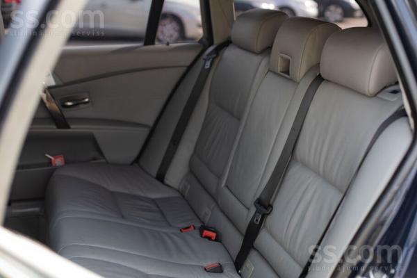 Blue BMW 525 2007 in Riga, with an engine capacity of 2.50 L and mileage of 347 thousand km for 4490 €, photo 10 on AUTOMOTO.COM.LV