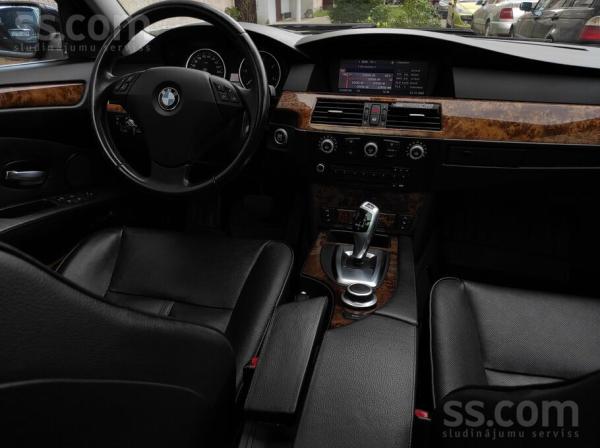 Blue BMW 525 2007 in Riga, with an engine capacity of 3.00 L and mileage of 345 thousand km for 4900 €, photo 7 on AUTOMOTO.COM.LV