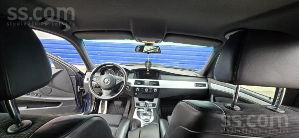 Blue BMW 525 2007 in Jelgava, with an engine capacity of 3.00 L and mileage of 374 thousand km for 5700 €, photo 9 on AUTOMOTO.COM.LV