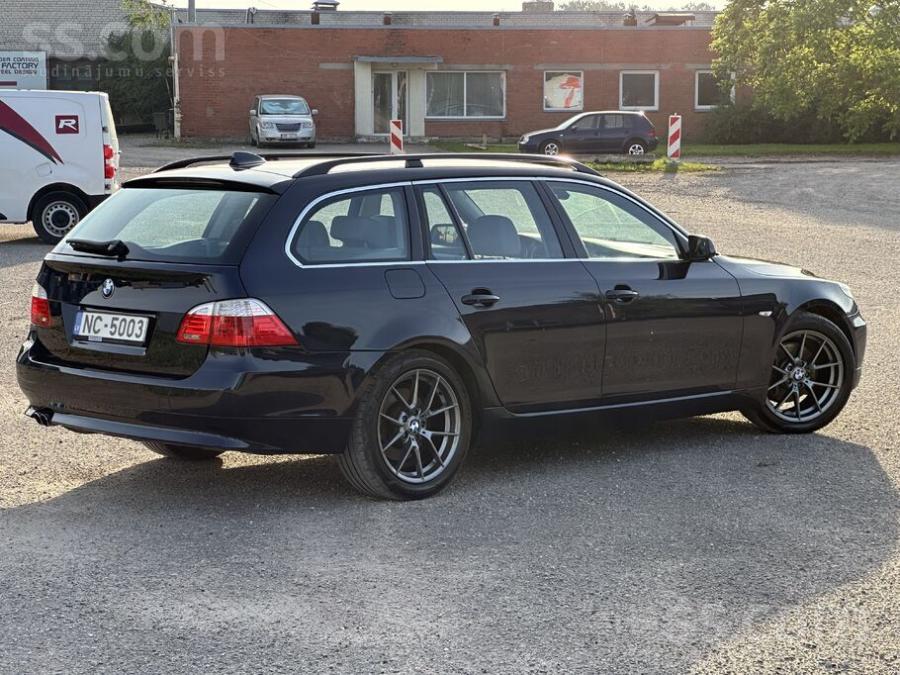 Zils BMW 525 2007 Rīga, ar dzinēja tilpumu 3.00 L un nobraukumu 355 tūkst. km par 5900 €, foto 4 vietnē AUTOMOTO.COM.LV