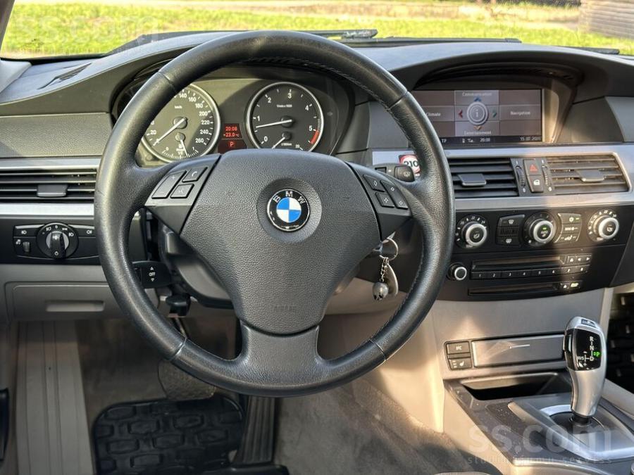 Zils BMW 525 2007 Rīga, ar dzinēja tilpumu 3.00 L un nobraukumu 355 tūkst. km par 5500 €, foto 14 vietnē AUTOMOTO.COM.LV