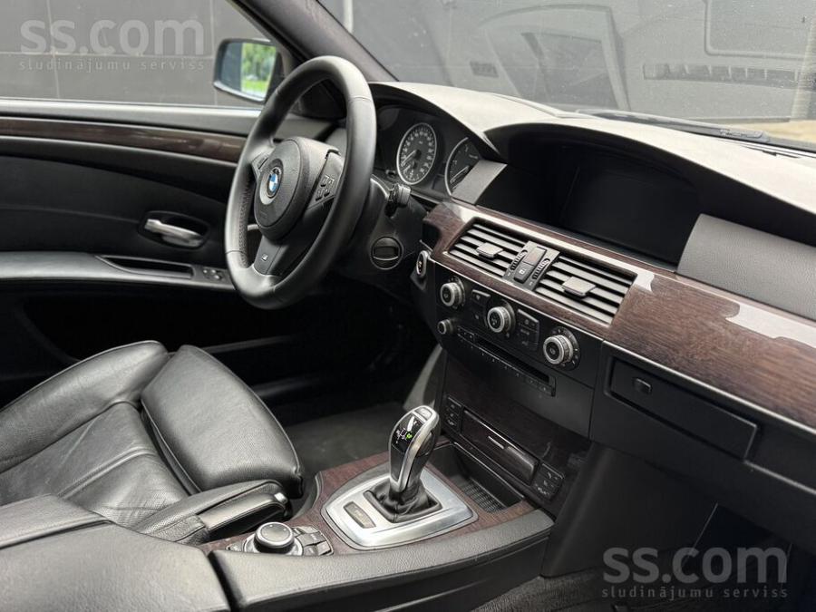 Zils BMW 525 2007 Jelgava, ar dzinēja tilpumu 3.00 L un nobraukumu 412 tūkst. km par 6900 €, foto 12 vietnē AUTOMOTO.COM.LV