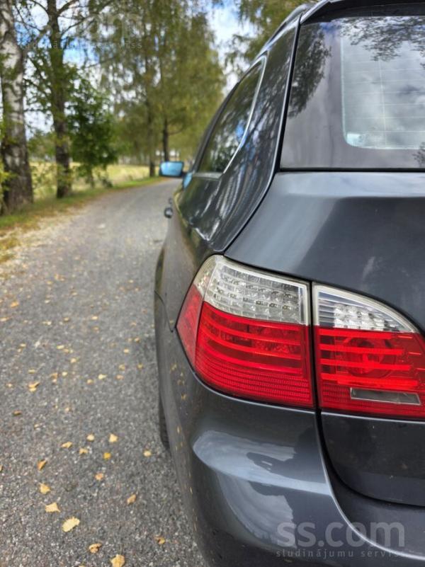 Zils BMW 525 2007 Rīga, ar dzinēja tilpumu 3.00 L un nobraukumu 391 tūkst. km par 4750 €, foto 5 vietnē AUTOMOTO.COM.LV
