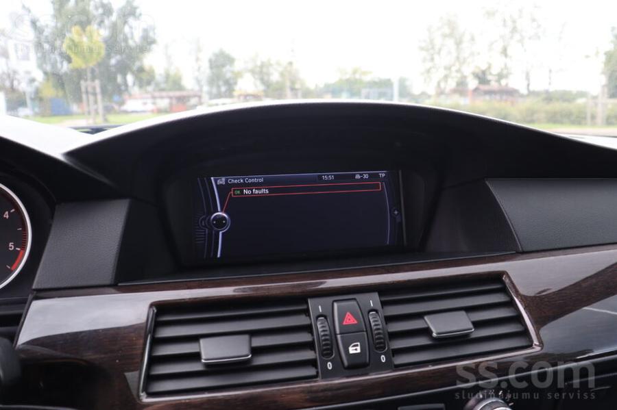 Zils BMW 525 2007 Rīga, ar dzinēja tilpumu 3.00 L un nobraukumu 0 tūkst. km par 6790 €, foto 20 vietnē AUTOMOTO.COM.LV