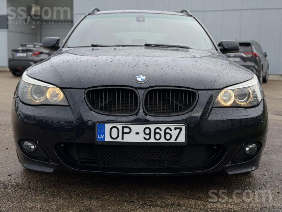 Blue BMW 525 2007 in Riga, with an engine capacity of 3.00 L and mileage of 0 thousand km for 4999 €, photo 3 on AUTOMOTO.COM.LV
