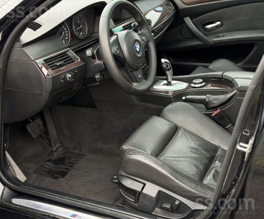 Blue BMW 525 2007 in Riga, with an engine capacity of 3.00 L and mileage of 0 thousand km for 4999 €, photo 10 on AUTOMOTO.COM.LV