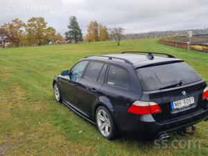 Blue BMW 525 2007 in Aizkraukle, with an engine capacity of 3.00 L and mileage of 319 thousand km for 4150 €, photo 11 on AUTOMOTO.COM.LV