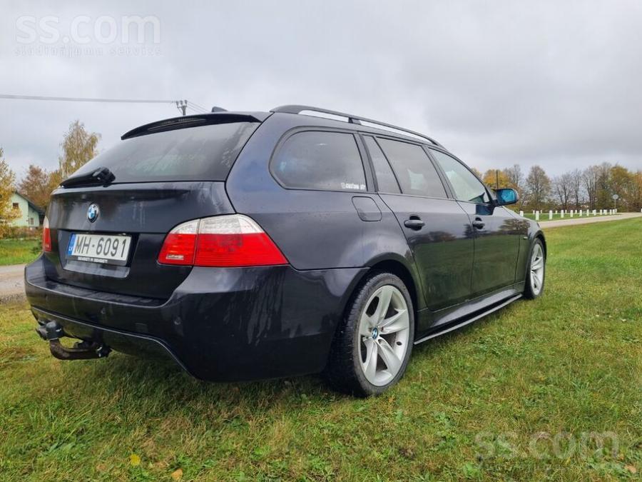 Blue BMW 525 2007 in Aizkraukle, with an engine capacity of 3.00 L and mileage of 319 thousand km for 4150 €, photo 12 on AUTOMOTO.COM.LV