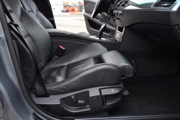 Zils BMW 525 2008 Jēkabpils, ar dzinēja tilpumu 3.00 L un nobraukumu 277 tūkst. km par 6150 €, foto 8 vietnē AUTOMOTO.COM.LV