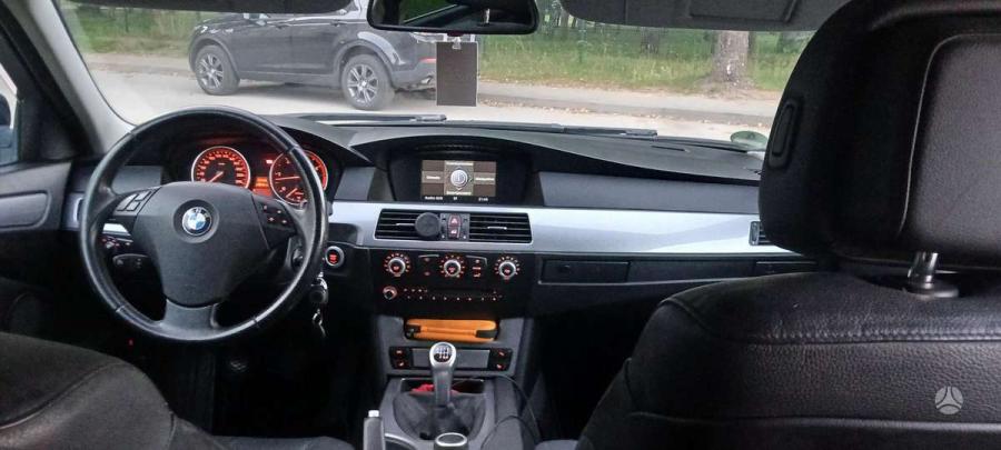 Zils BMW 525 2008 Viļņa, ar dzinēja tilpumu 2.99 L un nobraukumu 473 tūkst. km par 2900 €, foto 7 vietnē AUTOMOTO.COM.LV