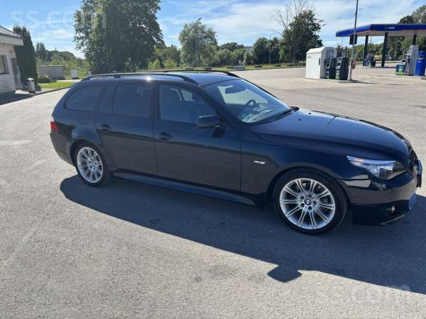 Blue BMW 525 2008 in Tukums, with an engine capacity of 3.00 L and mileage of 408 thousand km for 4235 €, photo 4 on AUTOMOTO.COM.LV
