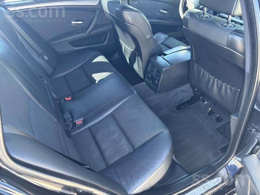 Blue BMW 525 2008 in Tukums, with an engine capacity of 3.00 L and mileage of 408 thousand km for 4235 €, photo 20 on AUTOMOTO.COM.LV