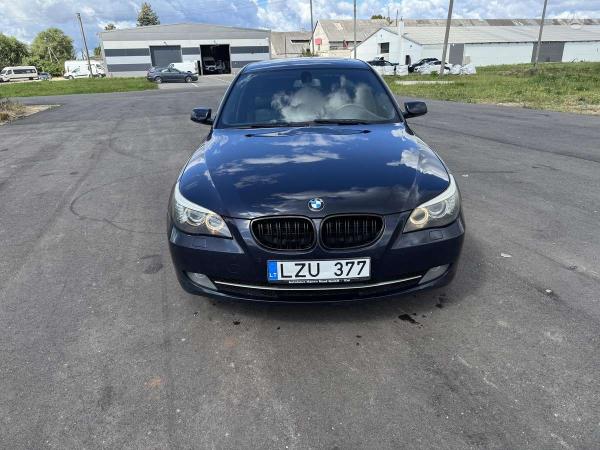 Zils BMW 525 2008 Kauņa, ar dzinēja tilpumu 2.99 L un nobraukumu 403 tūkst. km par 4500 €, foto 7 vietnē AUTOMOTO.COM.LV
